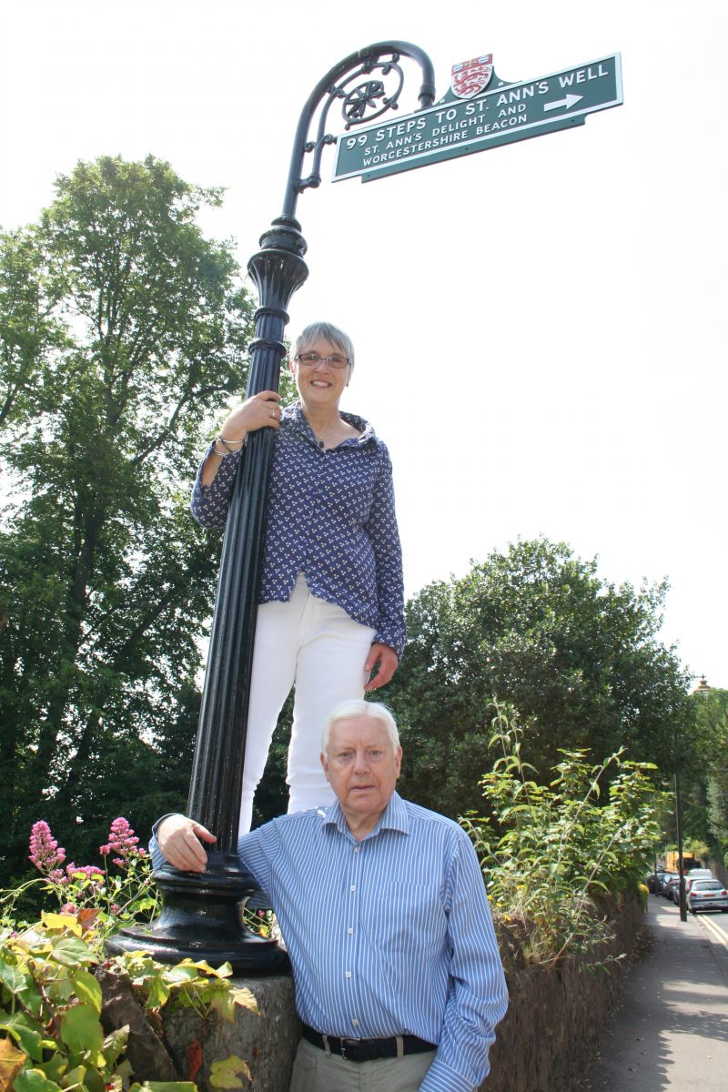 Malvern signs revamp points the way - The Malvern Observer